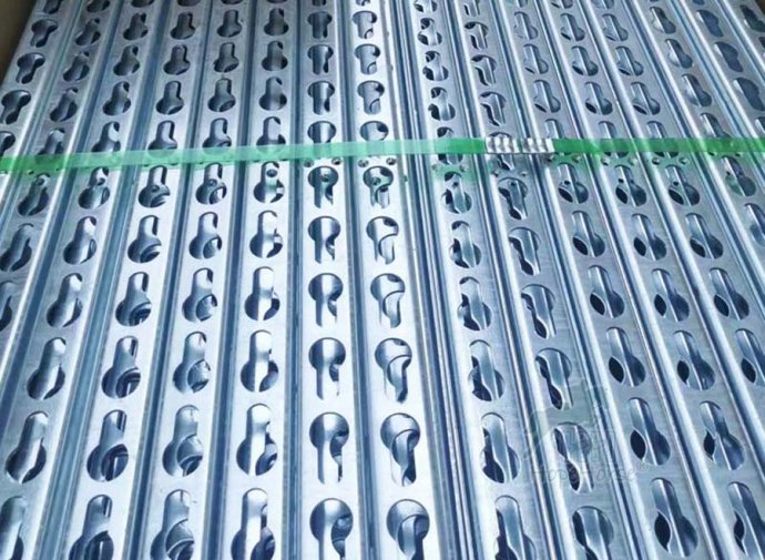 Safety Cups & Tracks