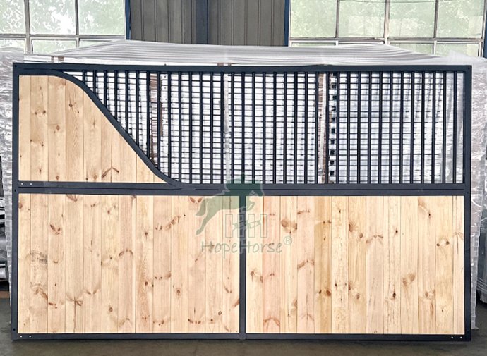 Ventilation Design Options For Horse Stall Gate
